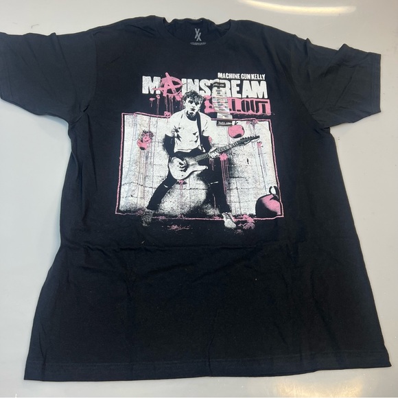 Spencer's | Shirts | Spencers Machine Gun Kelly Black Shirt J4 | Poshmark